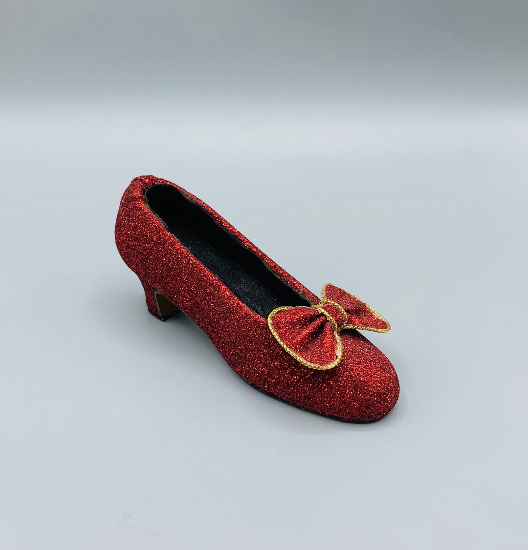 Wizard of Oz - Petite Ruby Red Slipper - Fete - New Old Stock- in ...
