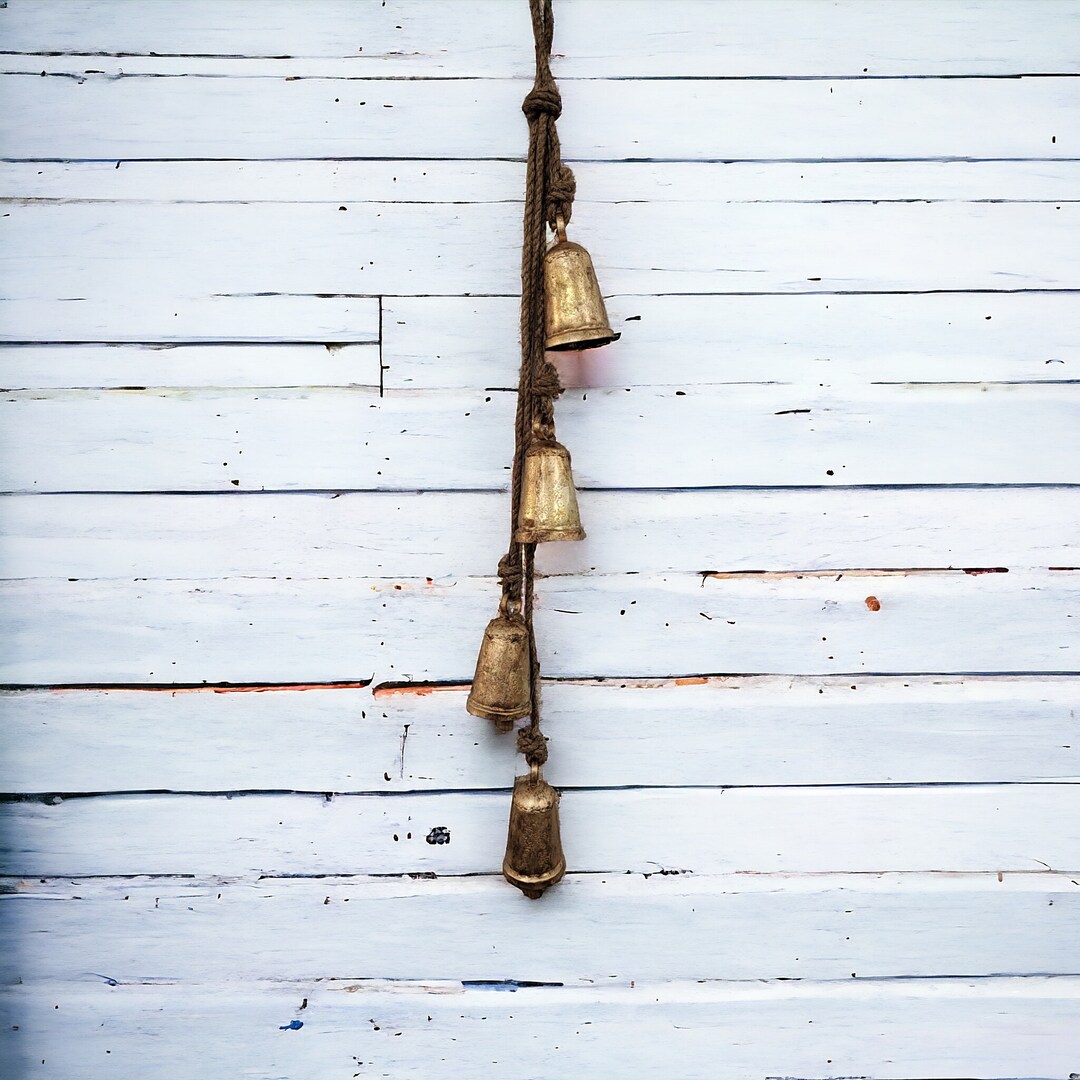 4 Rustic Cow Bells Hanging Chime Antique Distressed Finish Harmony ...