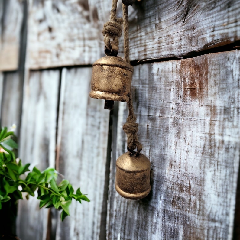 Handmade Antique Finish 4 Rustic Cow Bells With Wooden Clapper Hanging ...