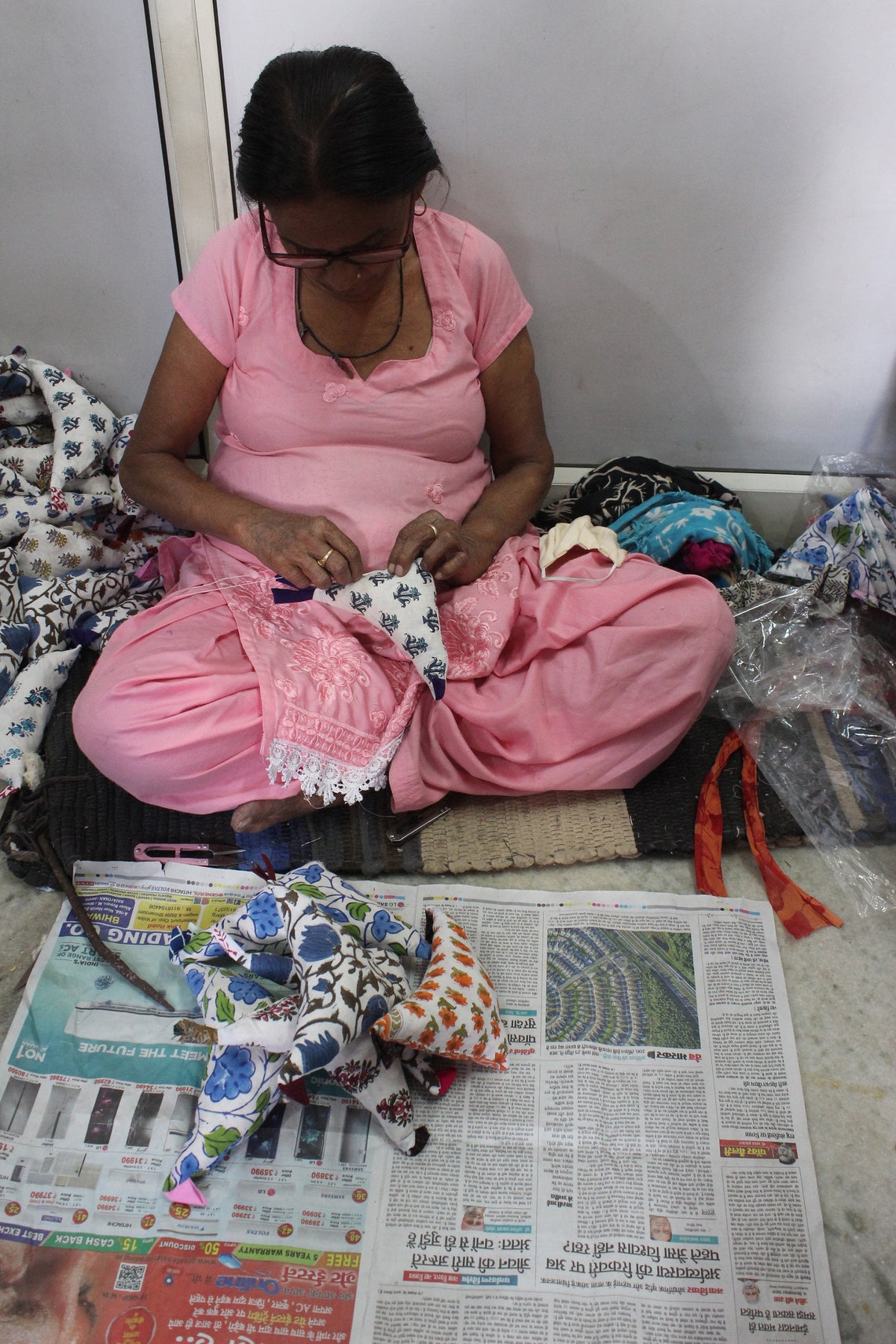 4 Tota Bird Bells 33 Cm Length Prosperity Hens Mobile String - Etsy