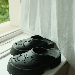 Gucci Perforated Rubber Croc Clogs 38 - Etsy