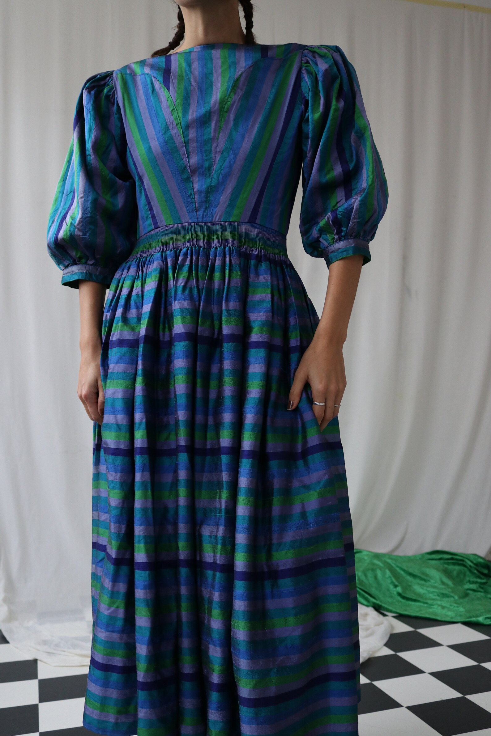 The Puffiest Puff Sleeve True Vintage Peasant Dress XS | Etsy