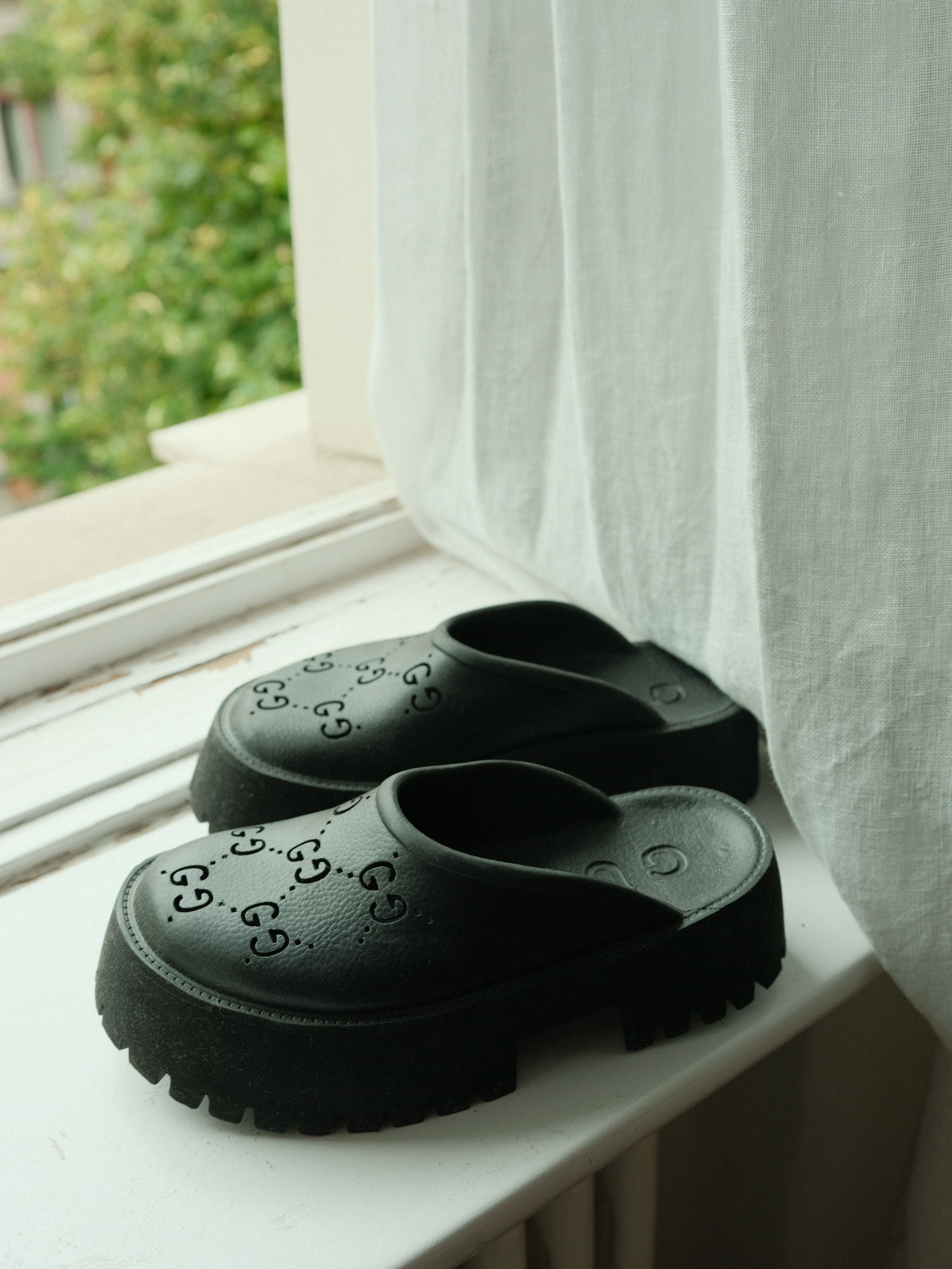 Gucci Perforated Rubber Croc Clogs 38 - Etsy