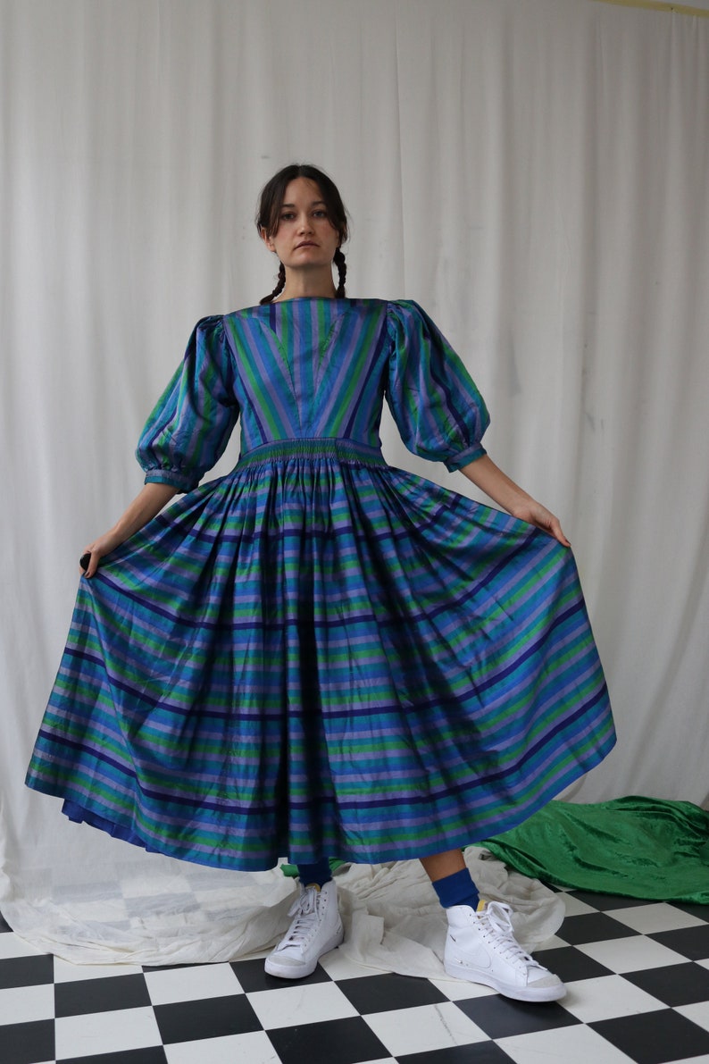 The Puffiest Puff Sleeve True Vintage Peasant Dress XS | Etsy