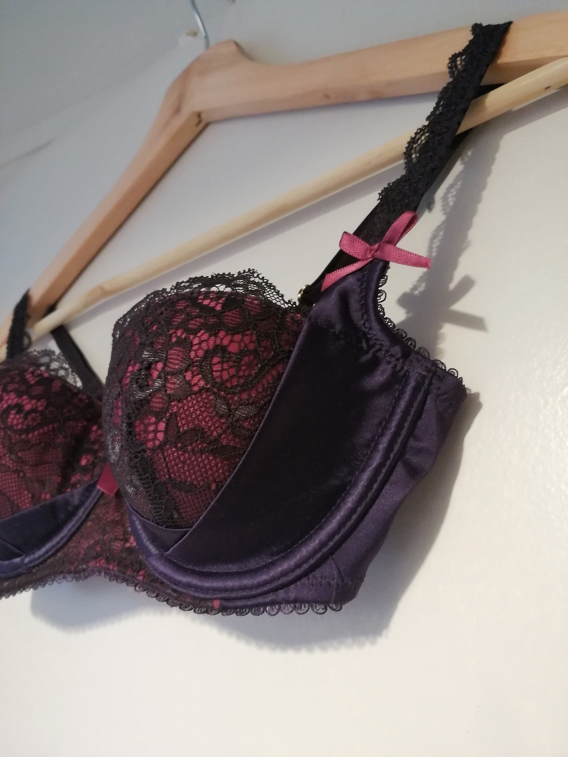 Vintage 1980s Burlesque Style Lace Underwire Bra Size UK 32B /85B/70B ...