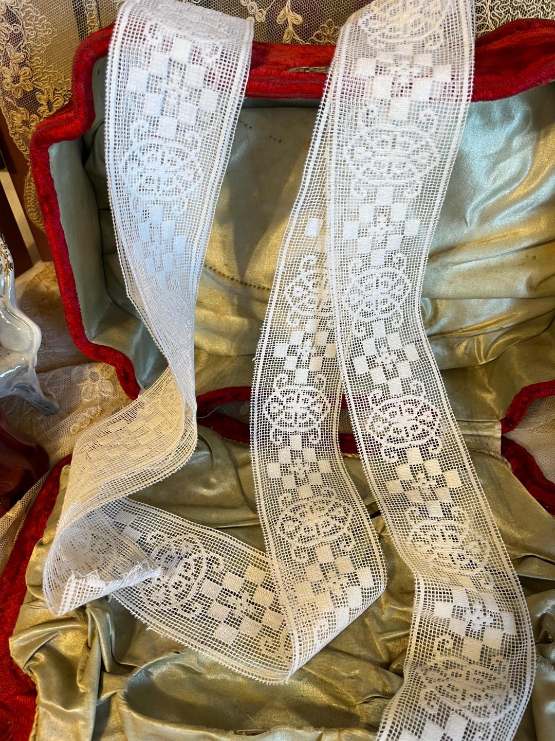 Lovely Antique Filet Crochet Lace - Etsy