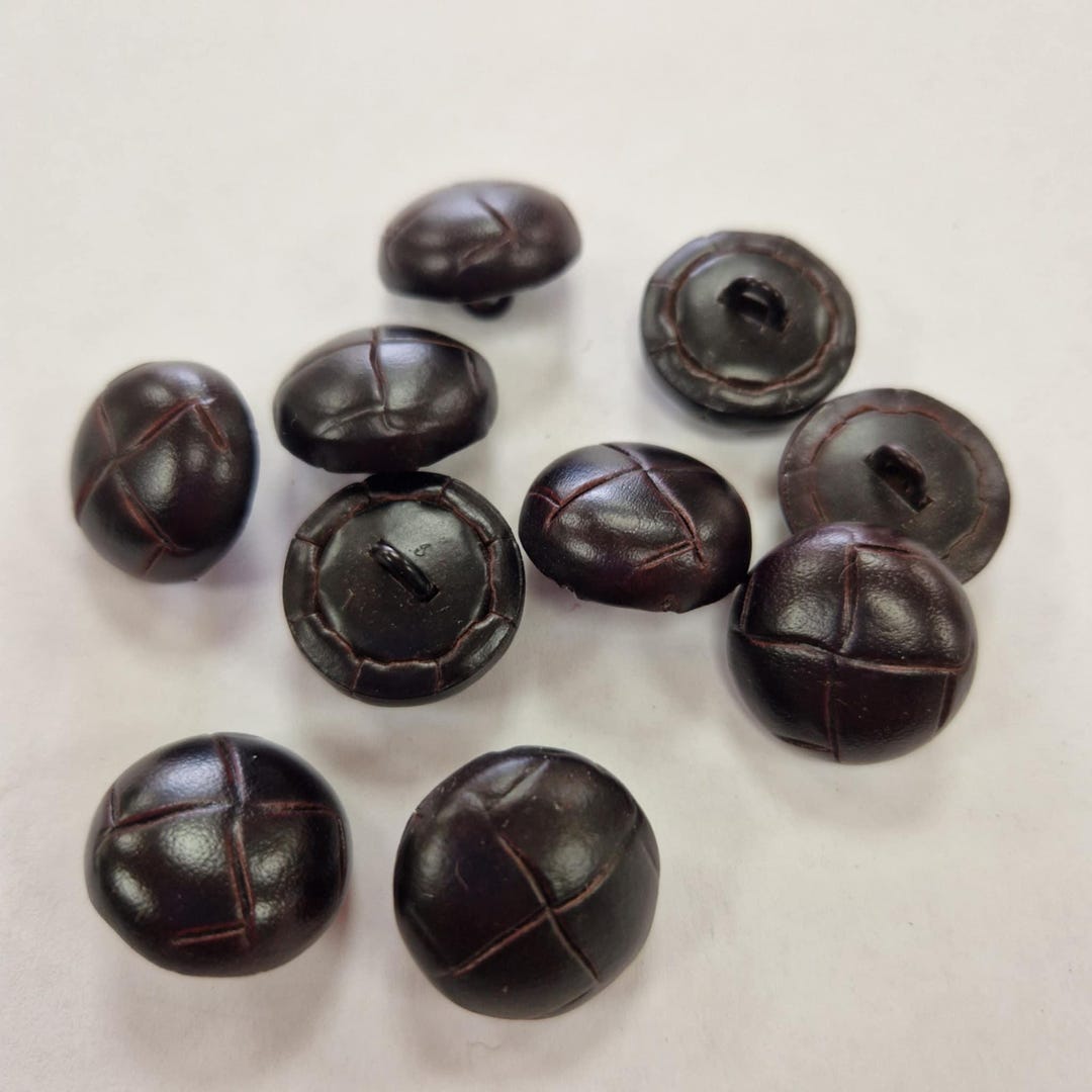 Pack of 5 Dark Brown Leather Football Buttons - 20mm - Shank Back ...