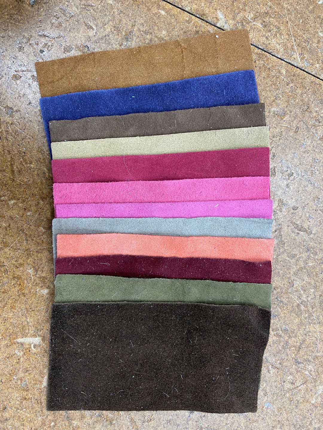 Real Suede Assorted Colours Panels 8 Cms X 15 Cms Pack of 12 - Arts ...