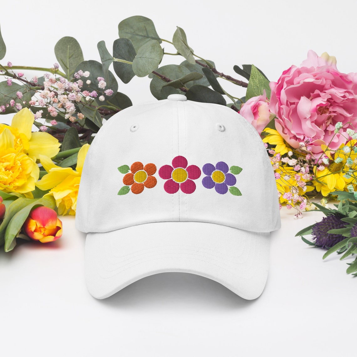 Daisy Flower Hat. Vintage Flower Power Design, Puff Embroidered, Cotton ...