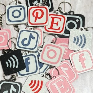 NFC Enabled Social Keychain – Social Media – Compact Keychain – 3D ...