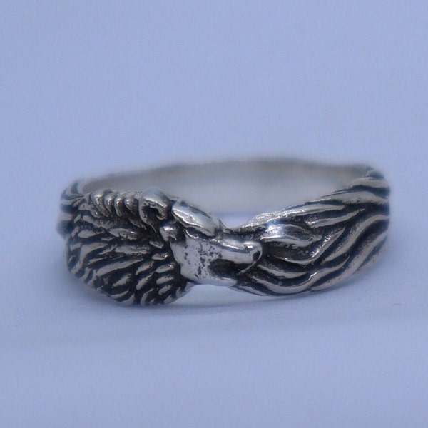 Wolf Wedding Band - Etsy