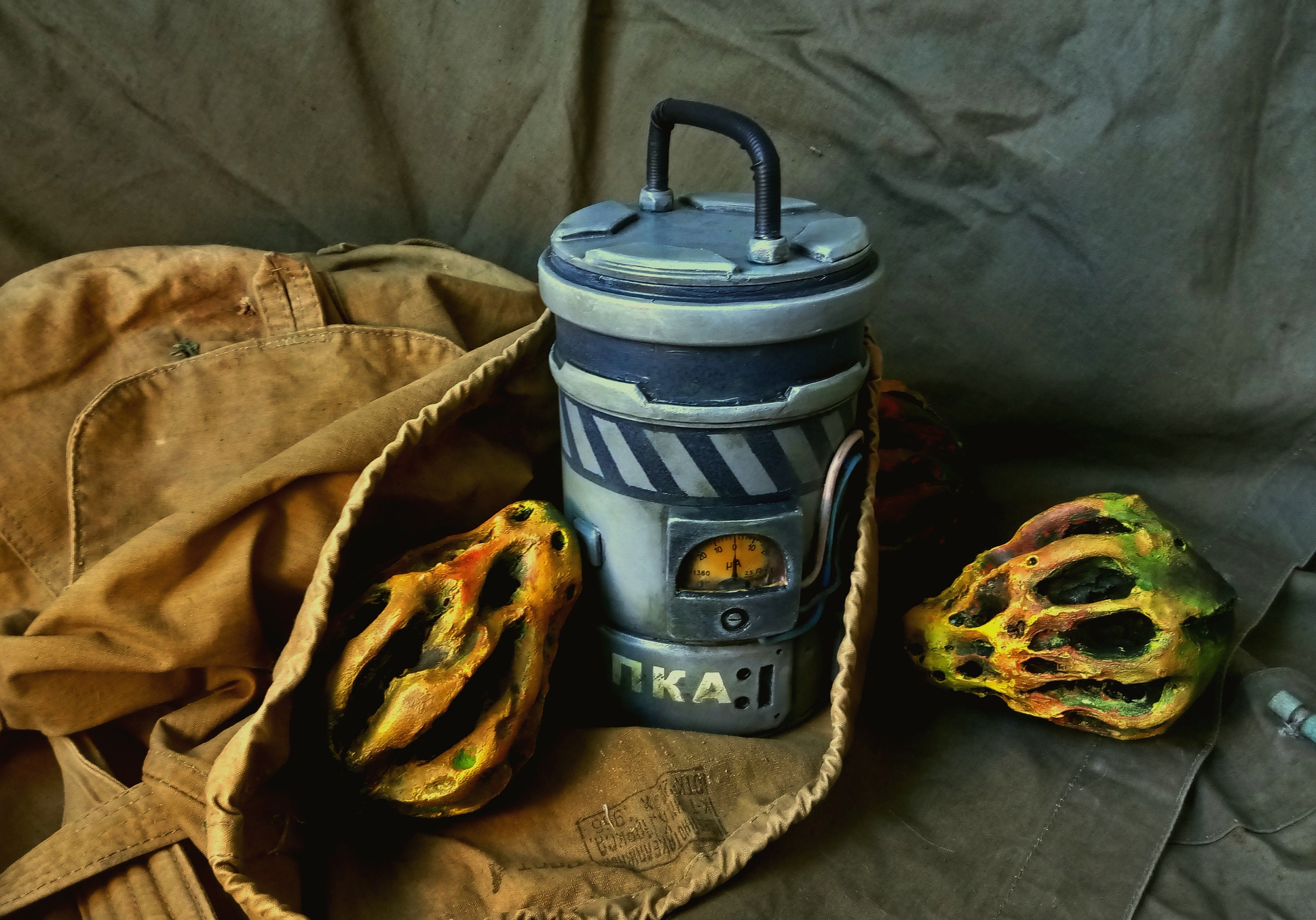 Containers for artifacts from the game STALKER | Etsy