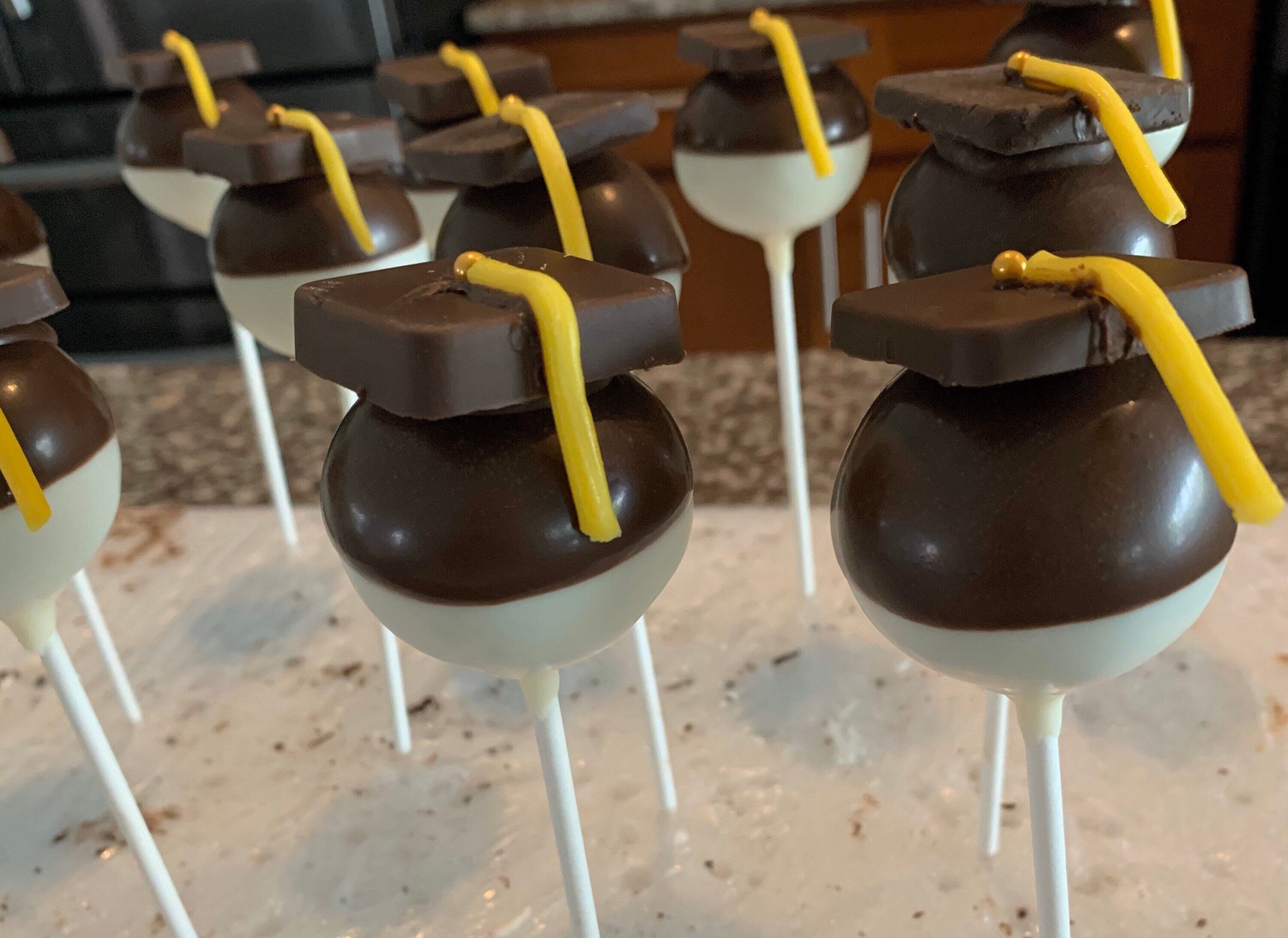 Graduation Hat Cakepops - Etsy