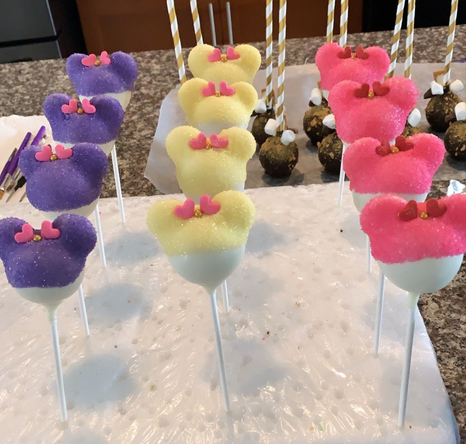 Minnie or Mickey Mouse Cakepops | Etsy