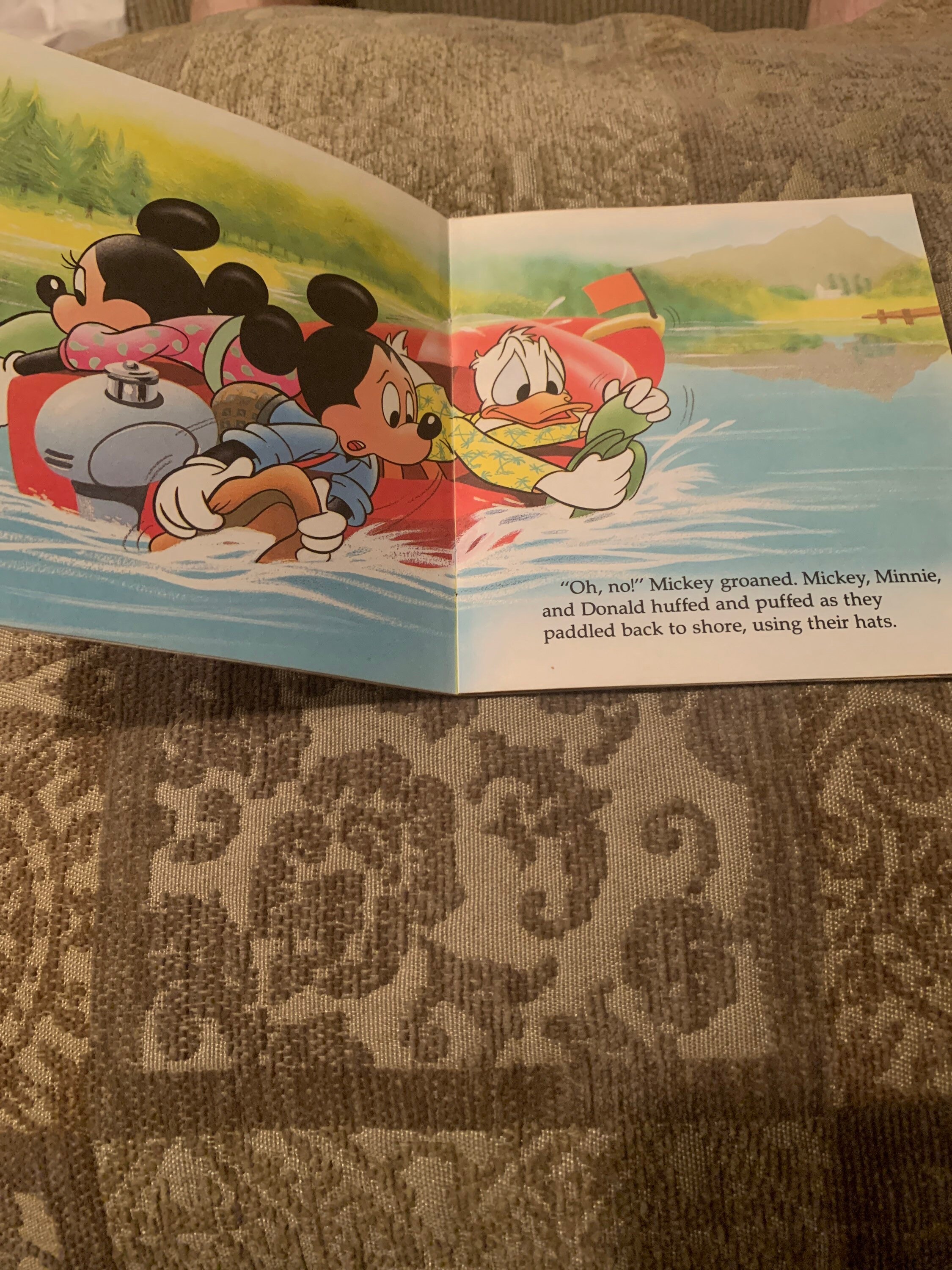 Walt Disney’s Happy Sailing Mickey Mouse Golden Little Look -look Book ...