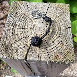 Ball & Chain | Bike Chain Link | Paracord Globe Knot Keychain ...
