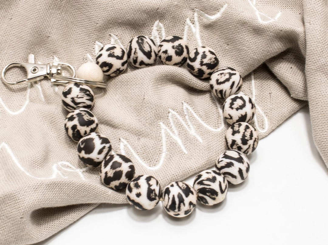 Key Chain Bracelet for Keys Leo, Key Bracelet, Lanyard Silicone Beads ...