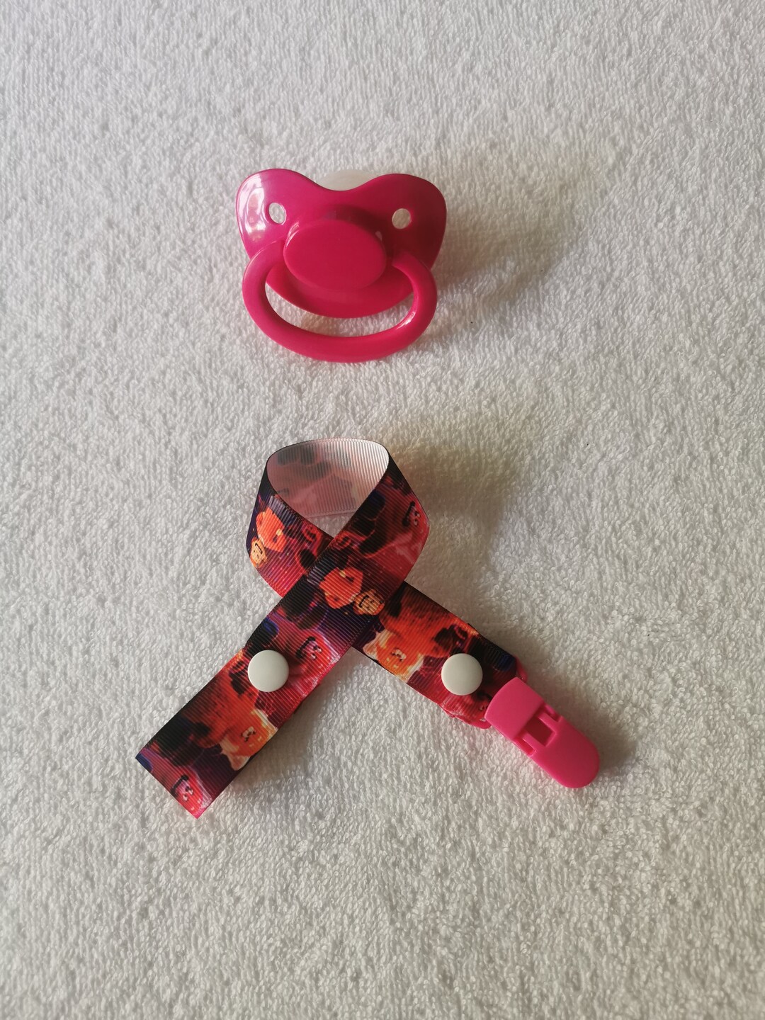 Red Panda Abdl Adult Dummy/paci Clip - Etsy