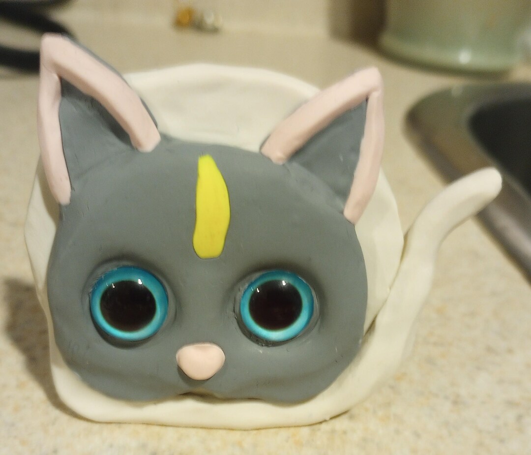 DESK Buddy Grey & Pink Cat Kitty Desk Accessory, Decor Handmade Polymer ...