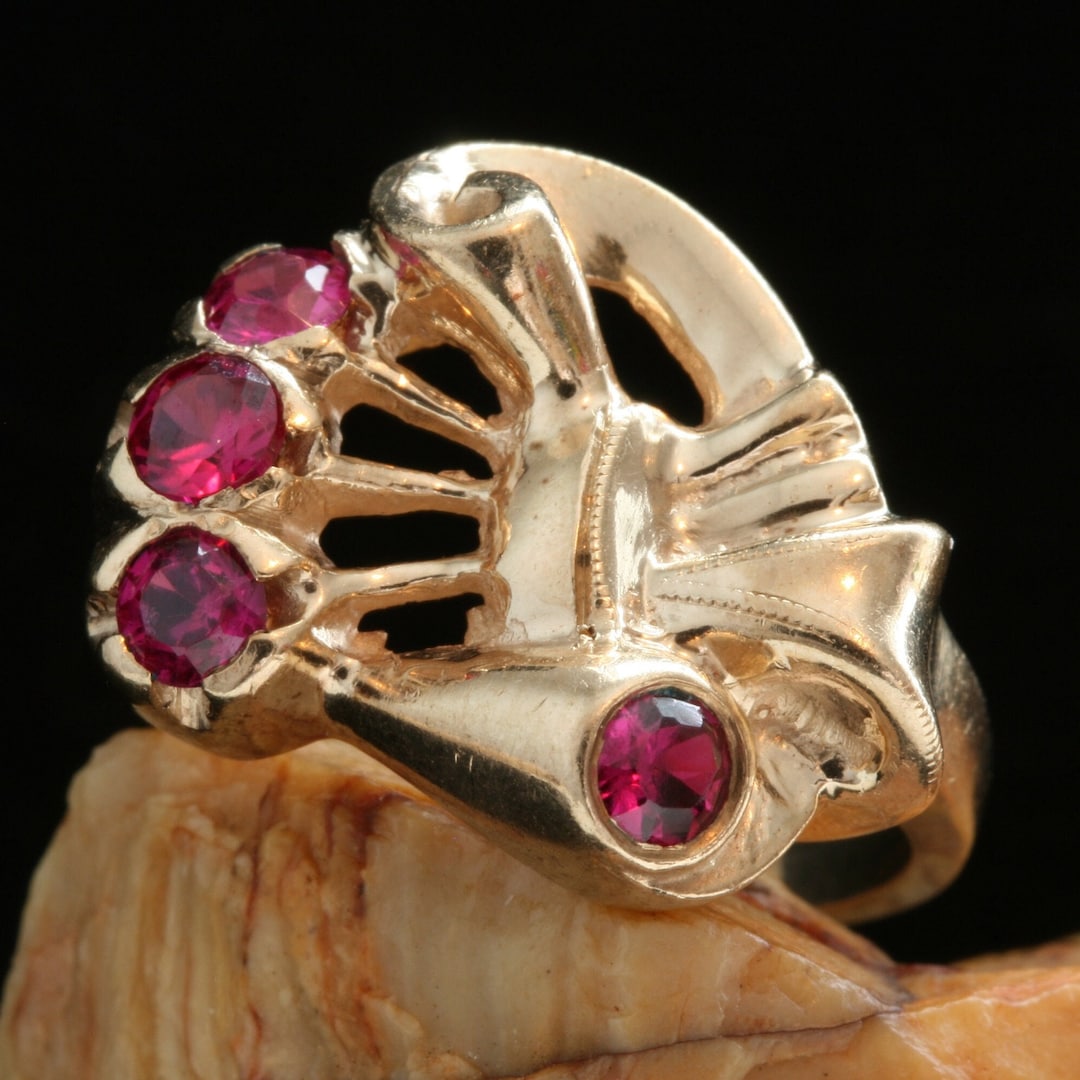 Vintage Gold Ruby Ring, Retro Era 1950s Ring, Bezel Set Synthetic Ruby Ring, Vintage Gold Ruby ...