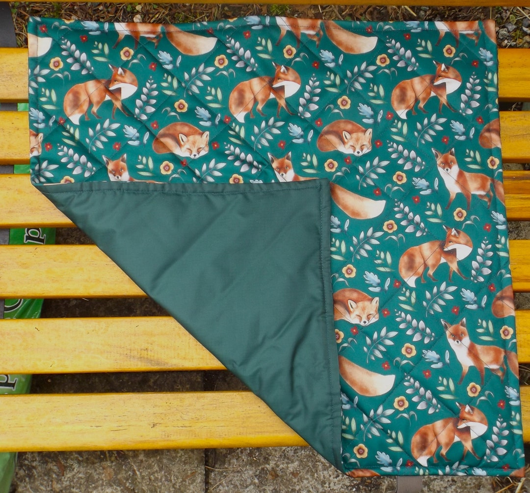 Compact, Lightweight, Foxes Sit Mat, Sitting Mat, Padded Ground Mat ...