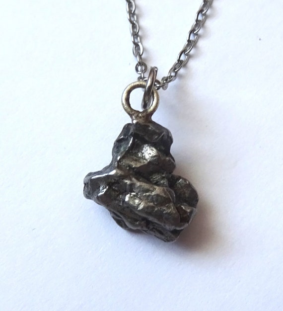 Certified meteorite, meteorite necklace with certific… - Gem