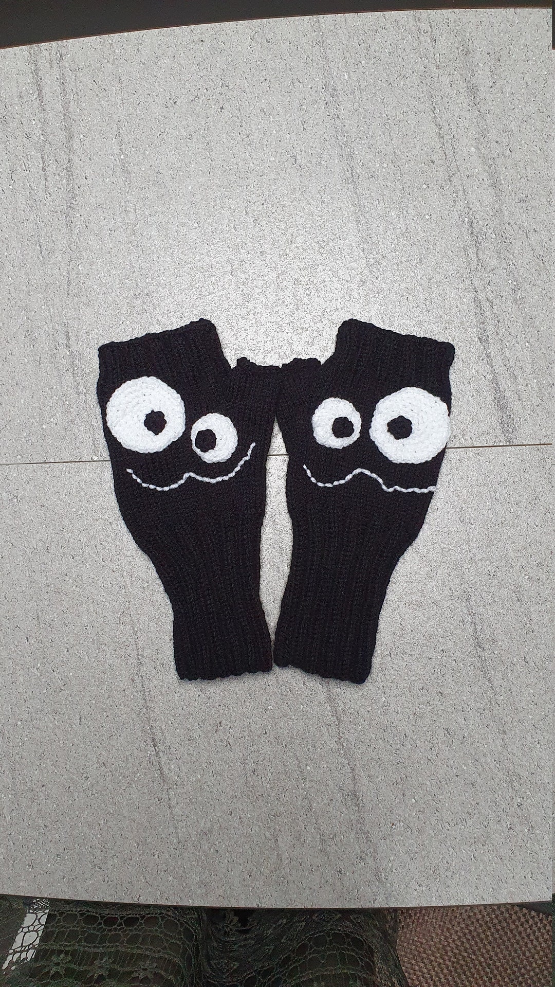 Hand-knitted Funny Arm Warmers With Sewn-on Face Cuffs Gloves ...