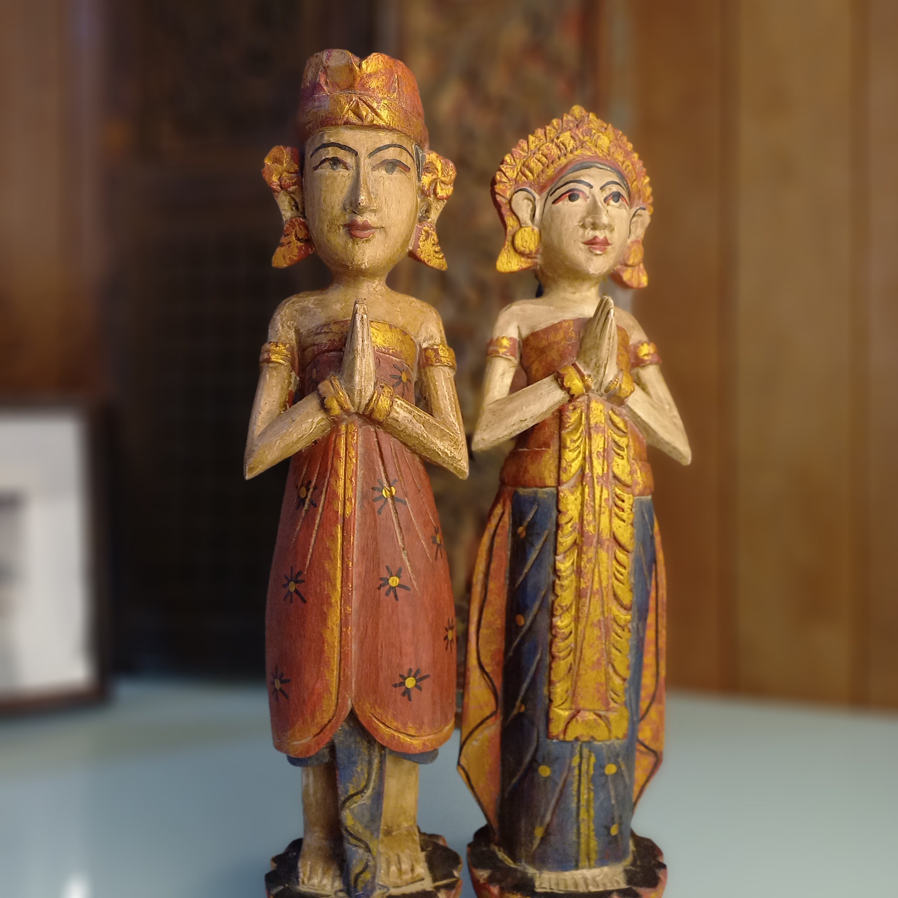 Hand-carved Balinese Welcome Couple Statue: Ethnic Home Decor - Etsy