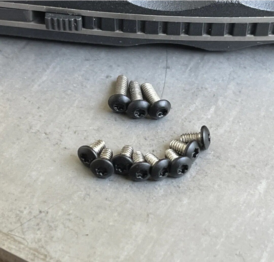 Black Stainless Steel Screw Set for Benchmade Mini Barrage 585 Nylon ...