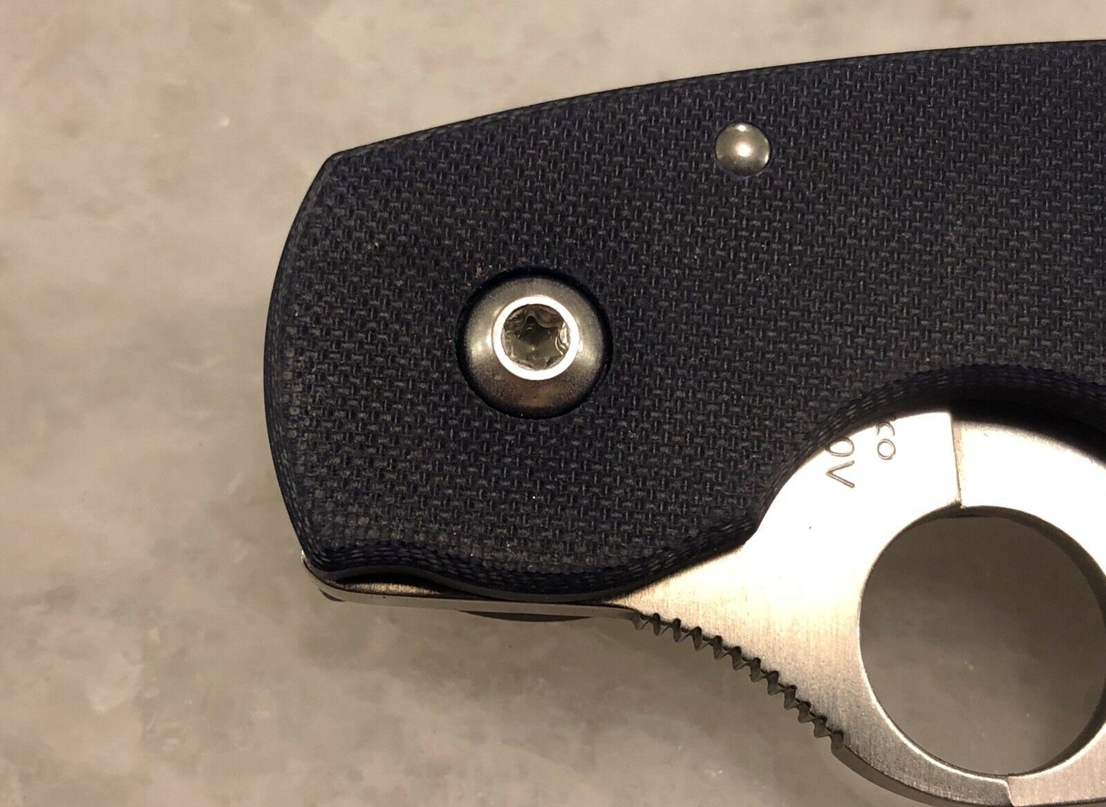 Stainless Steel Pivot Screw For Spyderco Military Knife C36GPE | Etsy