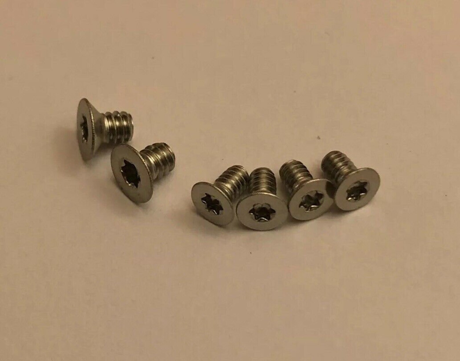 Stainless Steel Replacement Scale & Pivot Screws for Spyderco | Etsy