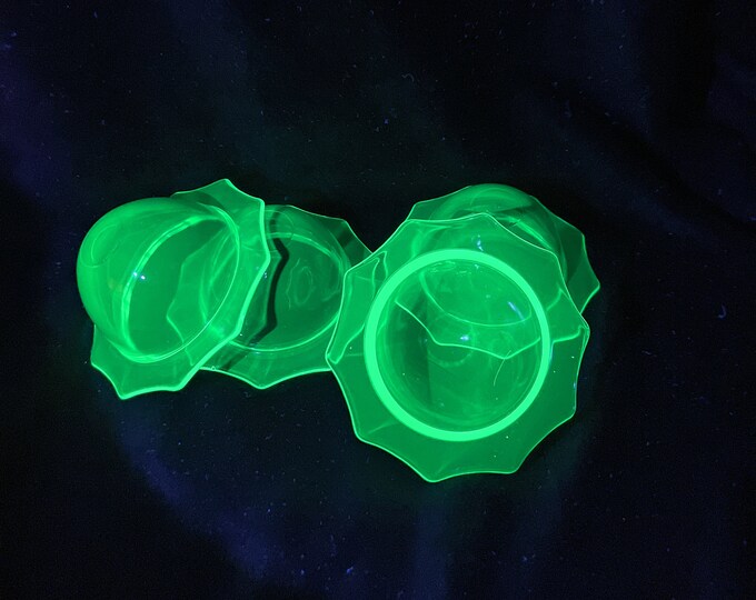 Vintage Uranium Glass Shrimp Cocktail Liners Inserts Set Of Four Etsy