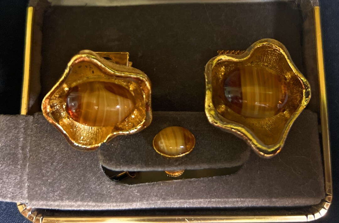 Vintage Imperial Crown Jewel Collection - Cufflinks & Tie Pin in ...