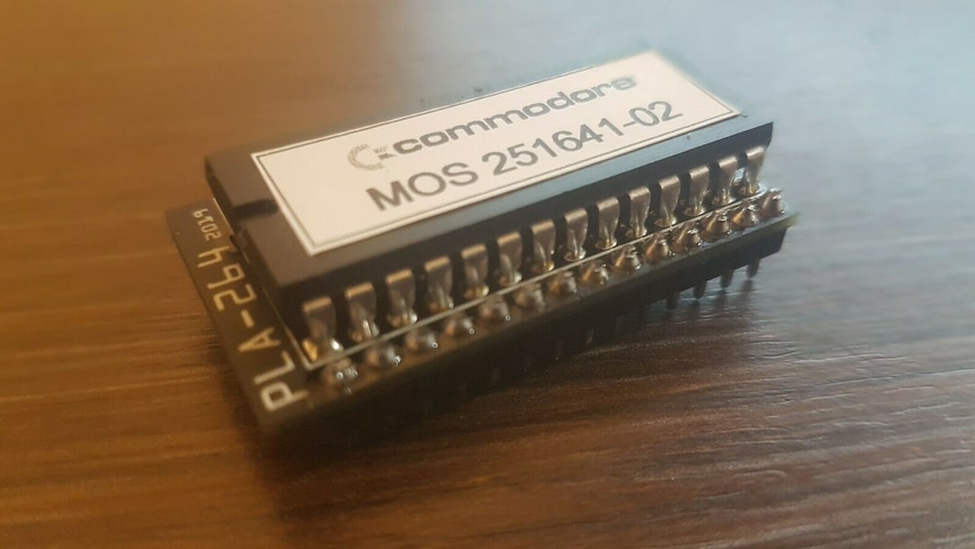 Commodore C16 C116 PLUS/4 PLA Replacement MOS 251641-02 - Etsy