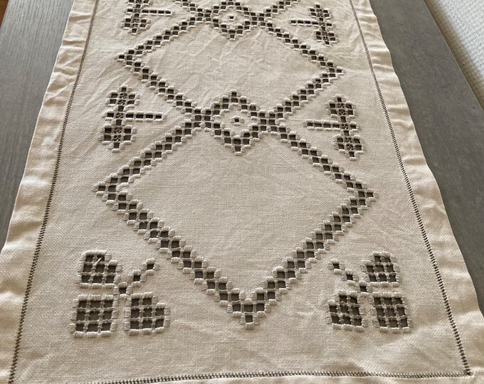 Norwegian Hardanger Table Runner , Hardanger Tablecloth , Nordic Table ...