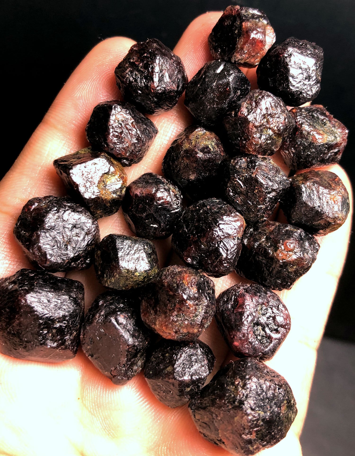 120-140g 20-25PCS Natural RED Garnet Crystal Gemstone Garnet - Etsy UK