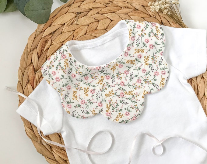 Ivory Floral Scallop Baby Bib: Scalloped Edge Dribble Bib - Etsy