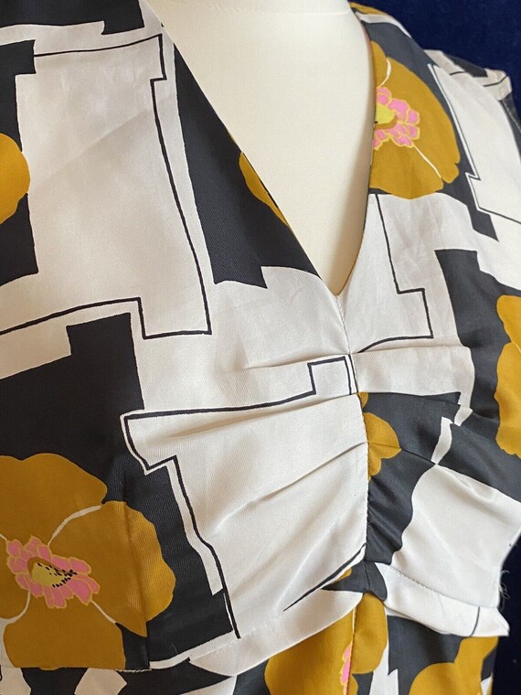 1960s - 70s floral nylon mod pop art shift vintage dr… - Gem