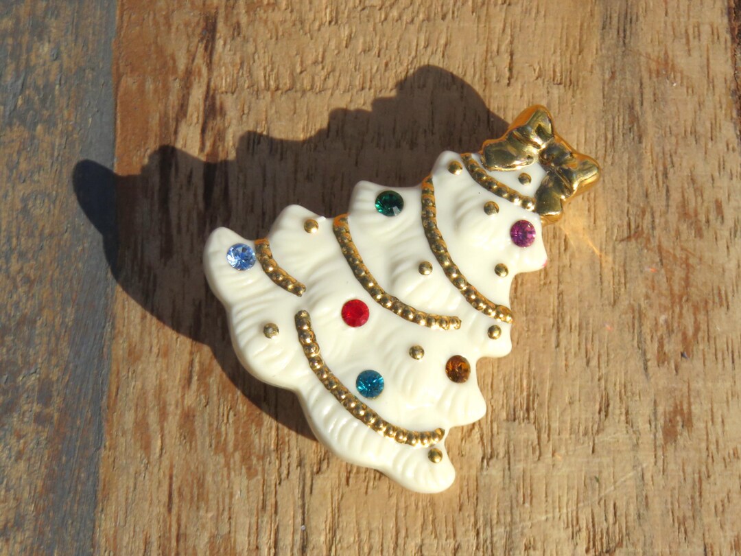 Vintage Lenox Christmas Tree Brooch // White Porcelain Christmas Tree ...
