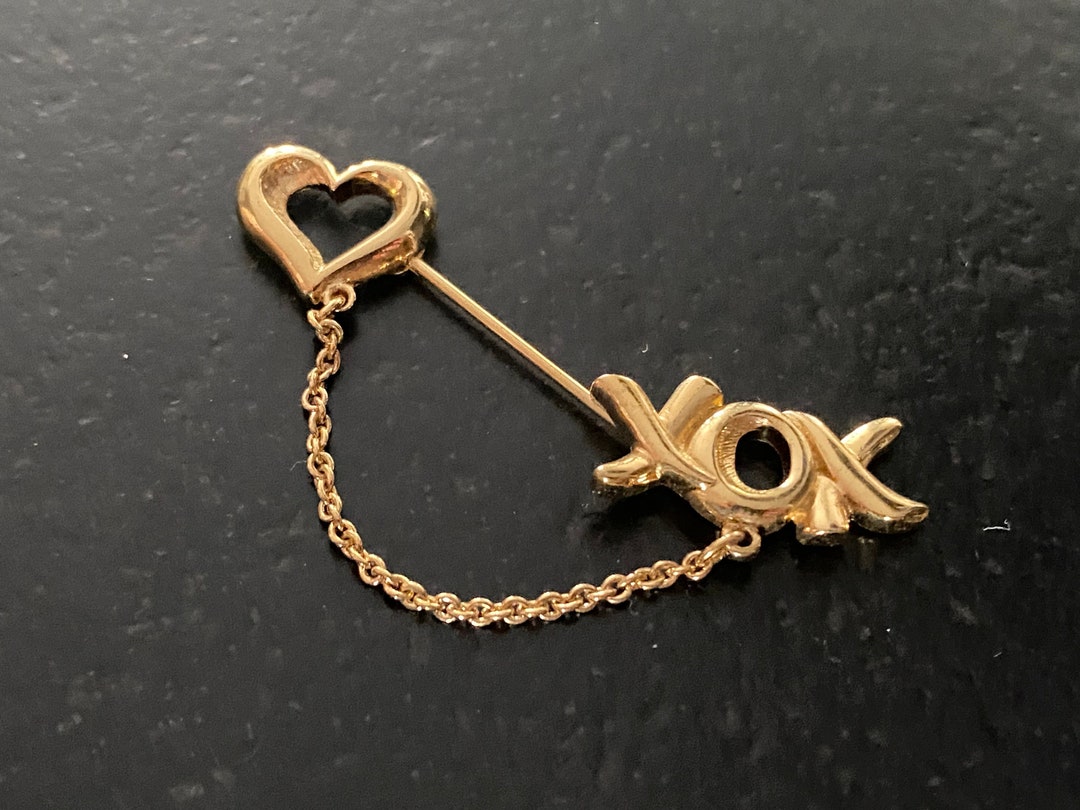 Vintage AVON Heart & XOX Stick Pin Brooch, Love Hugs Kisses Gold Metal ...