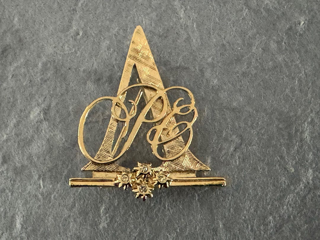 AVON 90s Initial "a" Presidents Club Brooch. Vintage Gold Tone ...