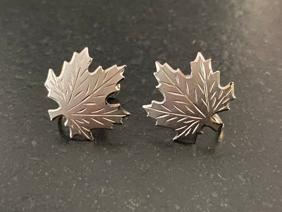 Vintage Sterling Silver Maple Leaf Screw Back Earrings, Signed DCJ ...