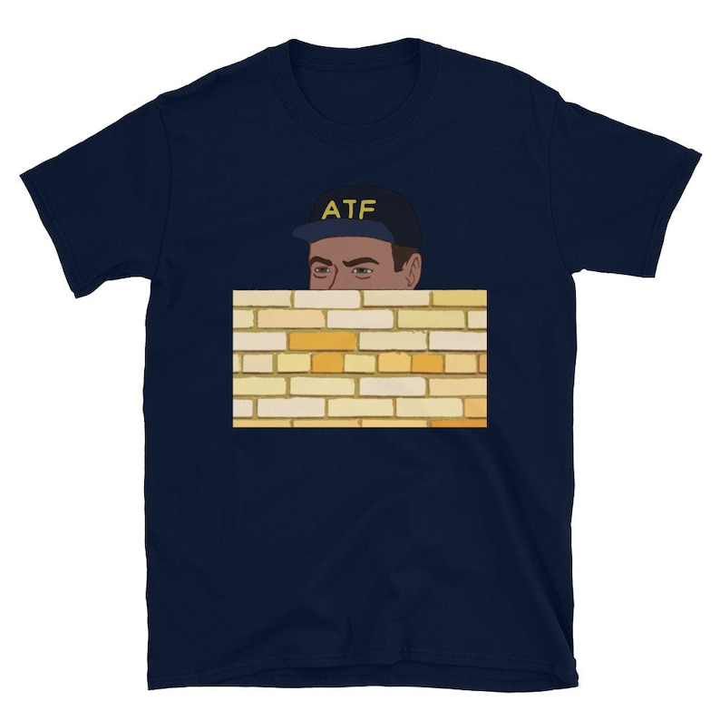 ATF Guy Fence Peeking Meme Gun Rights T-shirt - Etsy Canada