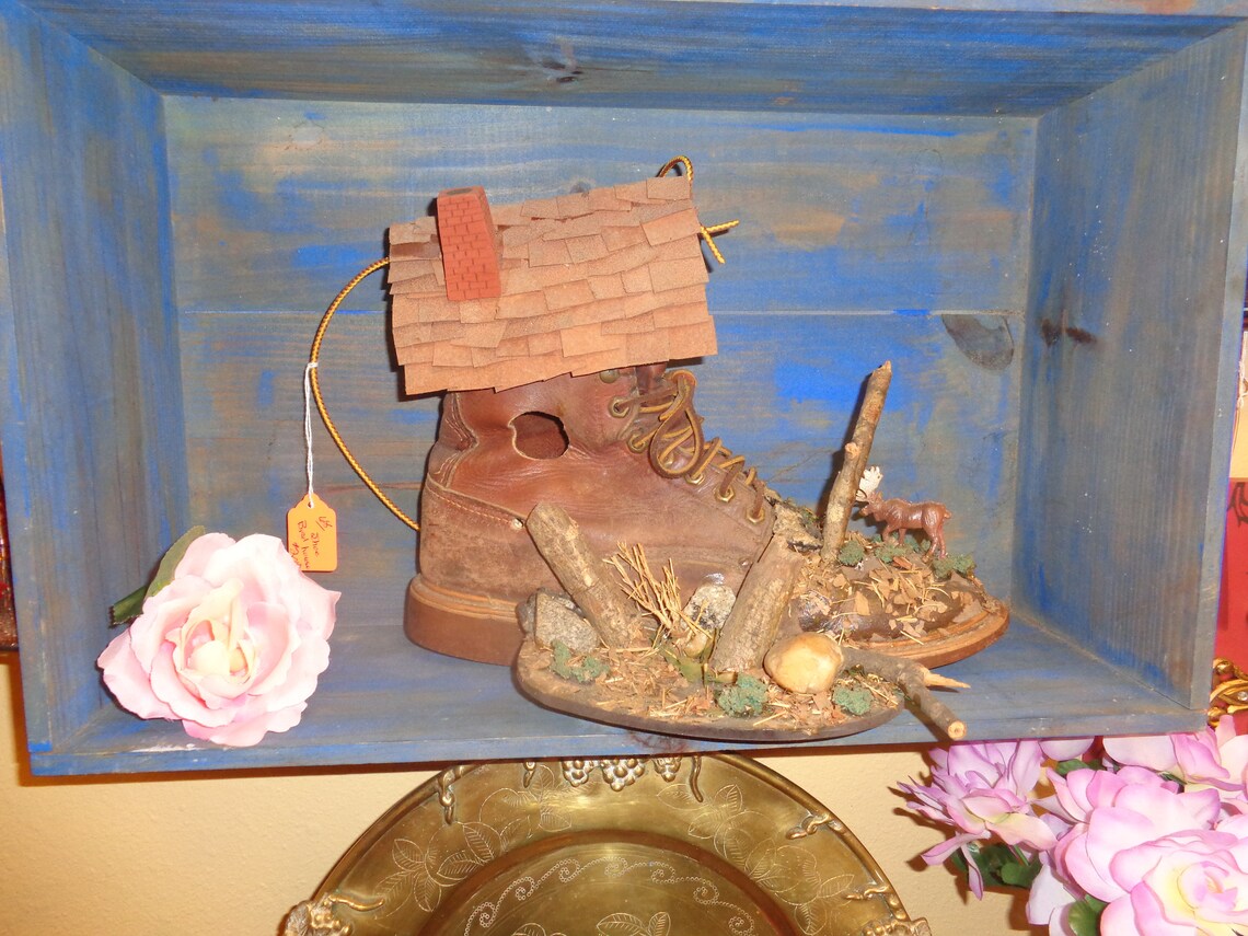 Work Boot Bird House - Etsy