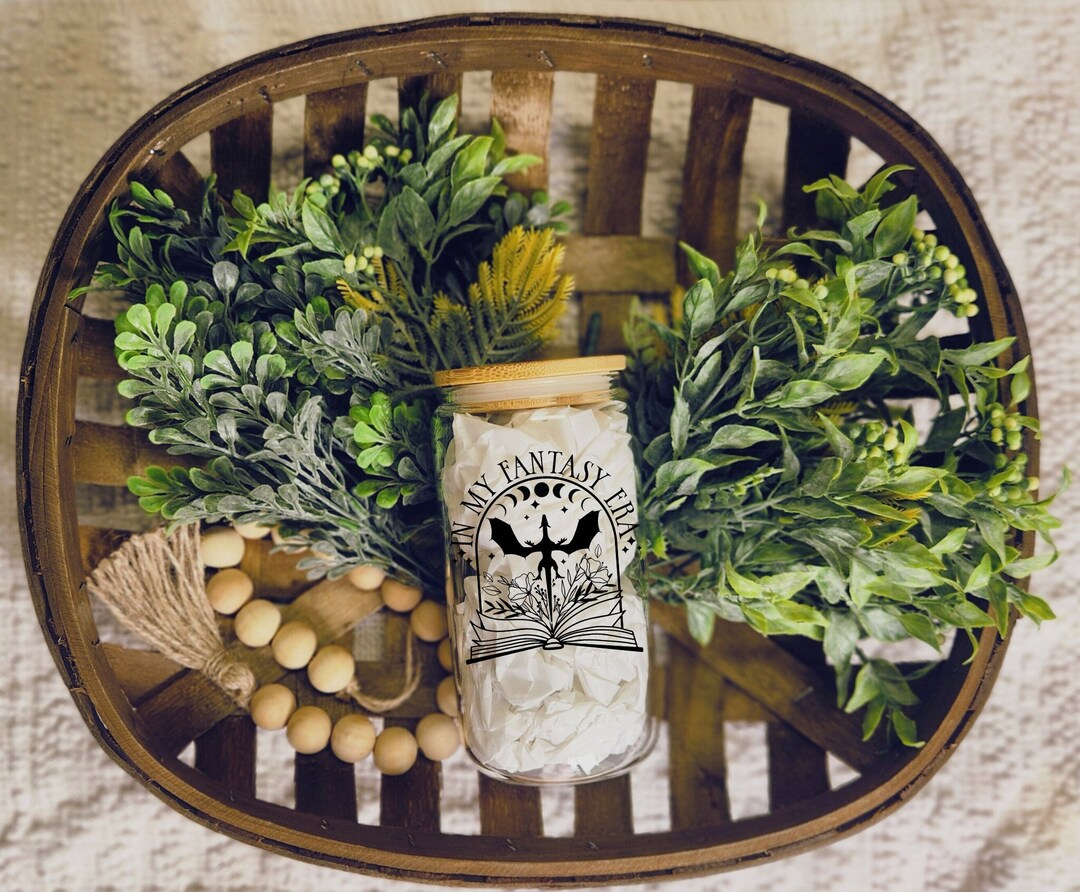 Book Iced Coffee Glass, Fantasy Reader, Fantasy Gift, Gift for Reader ...
