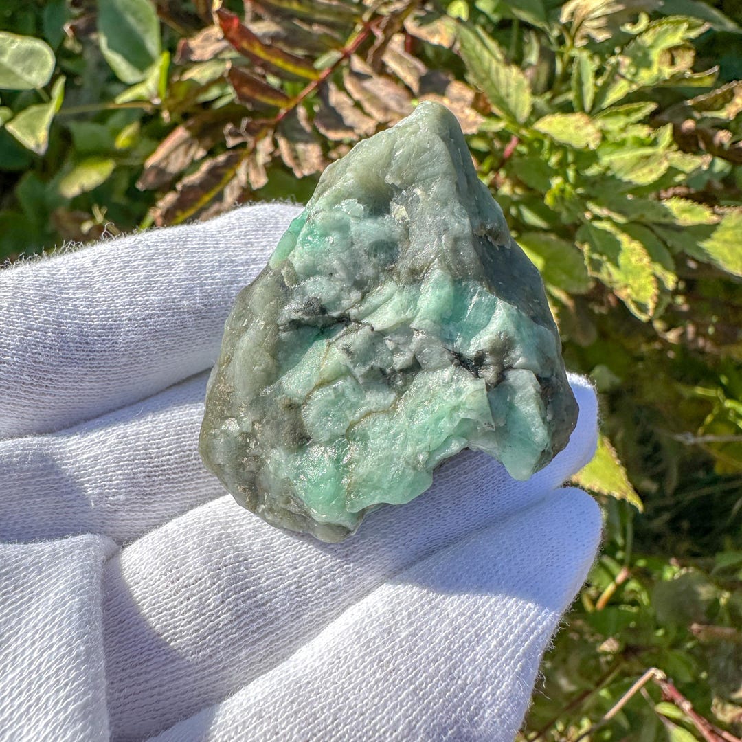 Raw Emerald Crystal / Rough Green Smaragd Stone / May Birthstone ...