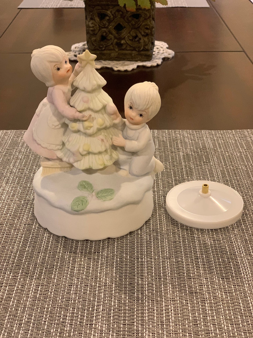 Vintage Holiday Music Box silent Night Music Box With Children ...