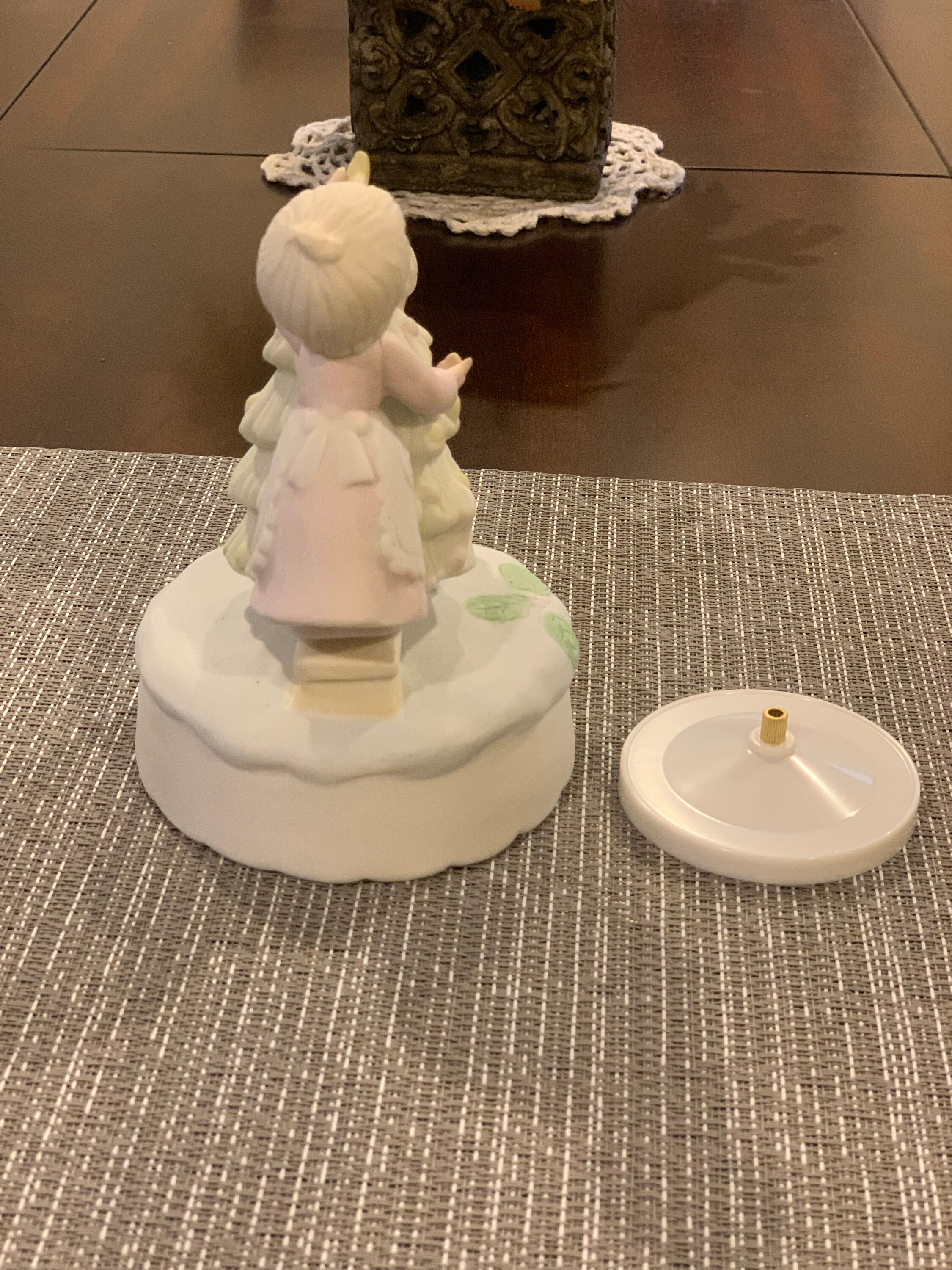 Vintage Holiday Music Box silent Night Music Box With Children ...