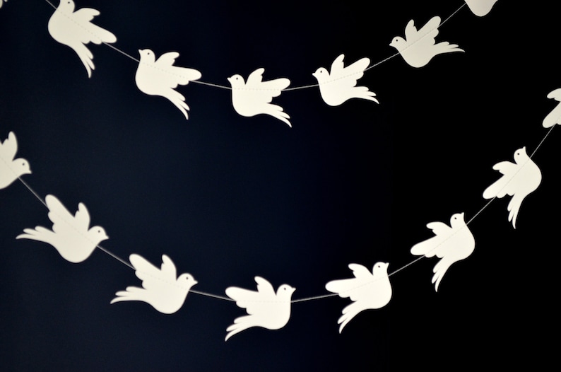 White Dove Garland: Wedding, Baptism, Shower Party Decoration - Etsy