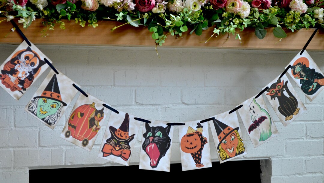 Vintage Halloween Decor Garland Retro Banner, Pumpkins Witch Ghost Die ...